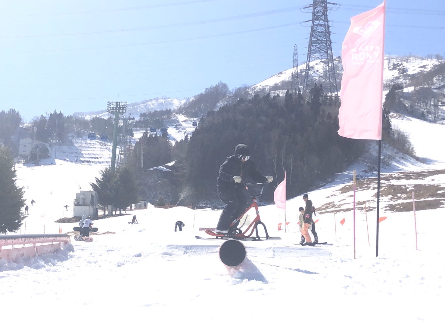 Snowscoot Jibs｜ちょっとしたHow toと共に富山県のプロショップ TOOLATEさんとのジブセッションの模様をお届け ...